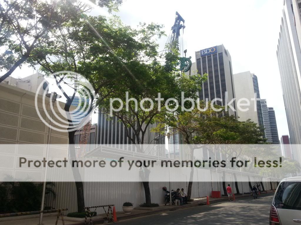 MANILA | Two Roxas Triangle | 174m | 51 fl | Com | SkyscraperCity Forum